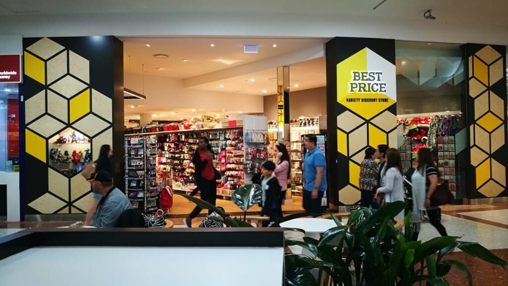 How to choose the best gift from a souvenir shop? - Best Price Variety ...